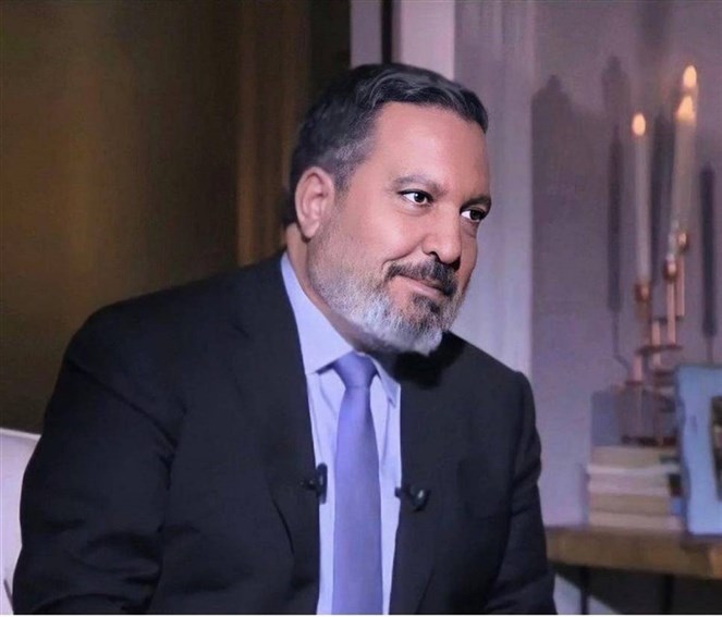 tayyar.org - زاهي وهبي: عائداً من موتي..